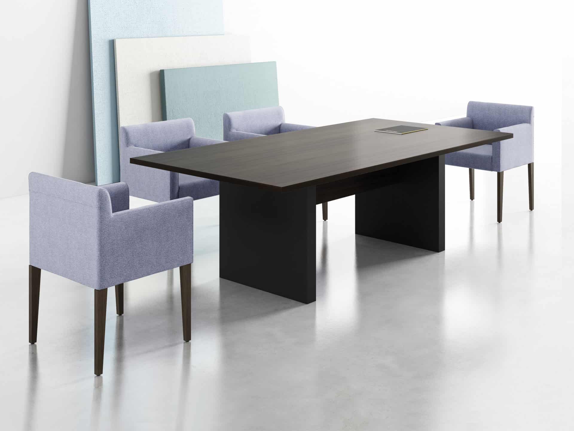 LIGERA, lightweight executive chair | BOS Barcelona