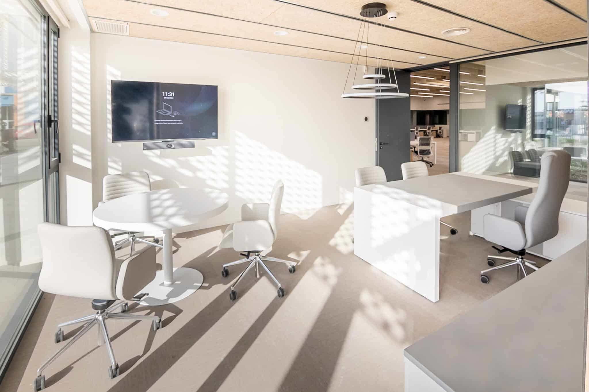 Supra collection for modern executive offices - BOS Barcelona